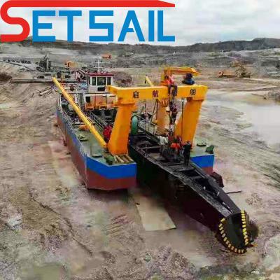China 6 Kilometer Maximum Discharge Distance Dredging Cutter Suction Dredger for Operation for sale