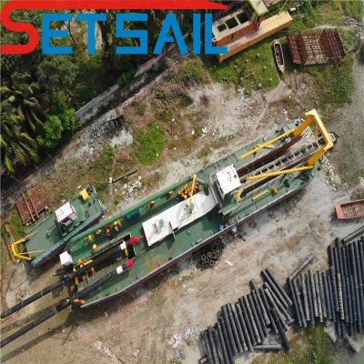 China 18 Inch Hydraulic Cutter Suction Dredger in US with 6mm-20mm Bottom Plate Thickness for sale