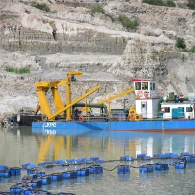 China Gold Mining Winch and Spud Carrier Mini Hydraulic Dredger with Low Maintenance Cost for sale