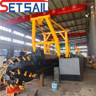 China 20 Inch Cutter Suction Dredger with 1500 Meter Discharge Distance and Anchor Boom for sale