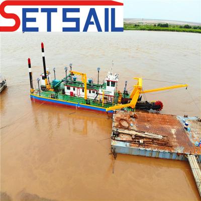 China Professional 20 Inch Sand Mining Cutter Suction Dredger on with Cumins Weichai Engine for sale