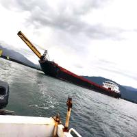 China 155t-600t Displacement River Sand Transporter Boat Featuring Self Discharge Conveyor for sale