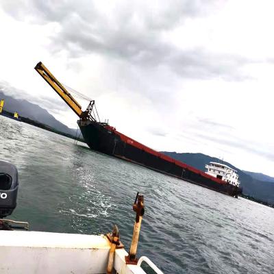 China Multi Function River Sand Transportation Barge 500ton Max Pay Load 1-2 Sets Gear Box for sale