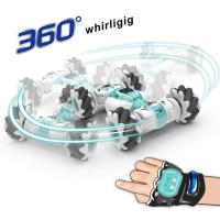 China 2.4G Electric Gesture Sensing Twist Car with 30m Remote Control and 25min Playtime - Green/Blue Stunt Vehicle for sale