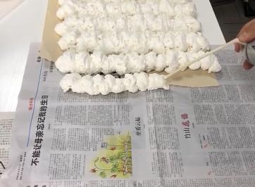 China Quickly Drying Adhesives PU Sealant Foam Spray 750ml No Shrinkage Large Expansion for sale