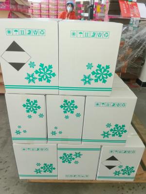 China Christmas Holiday Aerosol Party Snow Spray Artificial Birthday Carnival Snow Foam Spray for sale