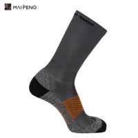 China Compression Terry Cushion Athletic Socks Coolmax Sport Running Crew Socks for sale
