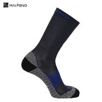 China Compression Terry Cushion Athletic Socks Coolmax Sport Running Crew Socks for sale