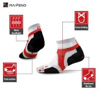 China Comfortable Ankle Athletic Socks Cushioned Sport Running Socks Custom Logo for sale