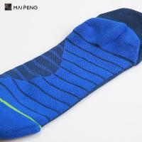 China Terry Cotton Ankle Sporty Running Socks Breathable Low Tube Design for sale