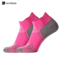 China Moisture Wicking Ankle Marathon Running Socks Women Men Athletic Socks for sale