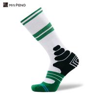 China Custom Terry Cushioned Basketball Socks Colorful Athletic Performance Socks for sale