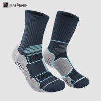 China Custom Thick Breathable Hiking Socks Sweat Absorbent Outdoor Camping Socks for sale