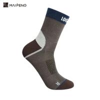 China Custom Logo Athletic Sports Socks Anti Slip Mountain Climbing Socks for sale