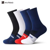 China Crew Athletic Cycling Socks Sustainable Sports Fitness Compression Bike Socks for sale