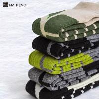China Men Breathable Sporty Knee High Socks Outdoor Hiking Camping Merino Wool Ski Socks For for sale