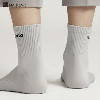 China Custom Logo Embroidered Crew Socks Men Crew Cotton Socks for sale