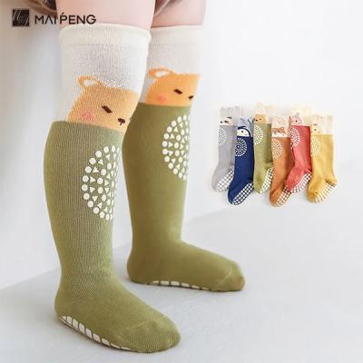 China Cute Cartoon Pattern Custom Knee High Socks Cotton Non Slip Baby Stockings for sale