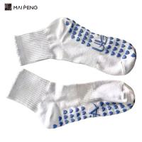 China Colorful Girls Pilates Ruffle Socks Gym Anti Slip Yoga Heart Grip Socks for sale