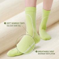 China Moisture Wicking Breathable Bamboo Fiber Crew Socks Quick Dry Sweat Absorbing Daily Sports Socks for sale