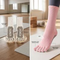 China Compression Non Slip Yoga Socks Arch Support Grip Pilates Socks for Women Men 20-30 mmHg for sale
