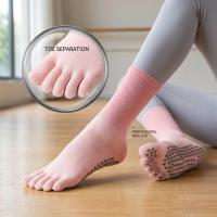 China Compression Non Slip Yoga Socks Arch Support Grip Pilates Socks for Women Men 20-30 mmHg for sale