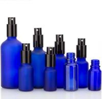 China Blue Black Gold Frosted Fine Glass Mist Spray Bottle Cobalt Essential Oil 4 Oz Boston Round for sale