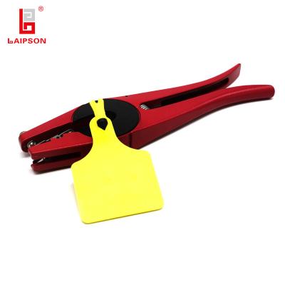 China TPU 860MHZ Uhf Rfid Animal Ear Tag For Cattle Cow And Calf For Farm Tracking for sale