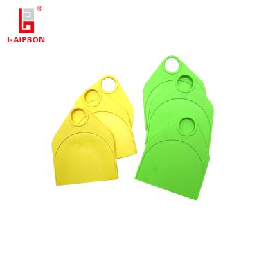 China 120mm Hanging TPU Cattle Cow Cattle Sheep Ostrich Neck Tag With Laser-Printed Barcode For Farm Tracking for sale