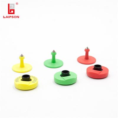 China 134.2KHz Farming Hdx RFID Animal Ear Tag Minimum Weight 30mm*13mm For Cow Pig for sale