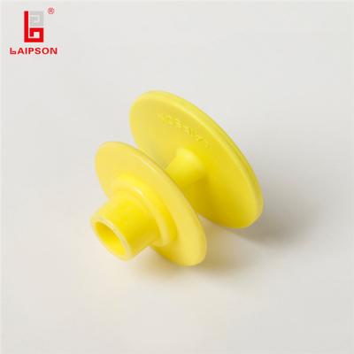 China Yellow Long Range M4 RFID UHF Ear Tag 860-960MHz 32mm*24mm 3 Meters Easy Use for sale