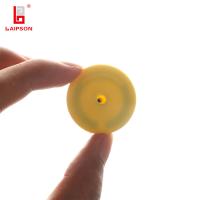 China Sensitive Rfid UHF Ear Tag 32mm*24mm TPU Material Cattle Pig Sheep Tracking for sale