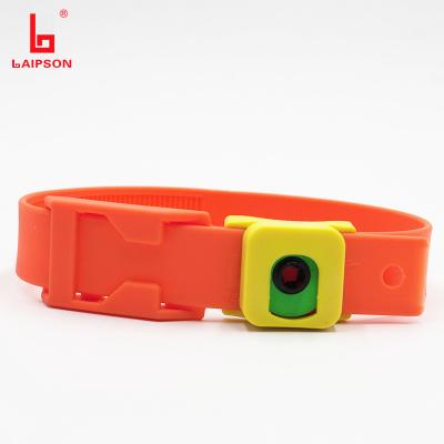 China Yellow Soft Rfid Cow Cattle Leg Band Waterproof  720 Mm*30mm ISO9001 for sale