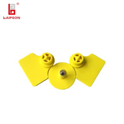 China Cow 34MM 32MM Livestock Ear Tags With Anti UV TPU for sale
