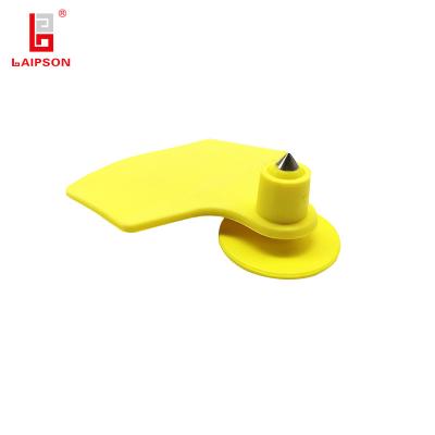 China 62mm Medium Tpu Government Use Cattle Cow Ear Tag For Tracking for sale