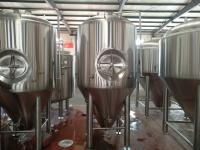 China 2400l jacketed fermentatio tank for craft beer fermentation tank stainless steel 304 tank unitank with carbonation stone for sale