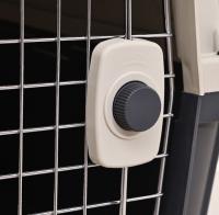 China Button Closure Portable Pet Carrier Bag - Large Capacity Square Plastic Cat Cage for Travel with Custom Logo Options for sale