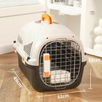 China Portable Pet Carrier Box 5-10kg Capacity with Four-Side Ventilation and Double Spring Lock for Dogs and Cats for sale