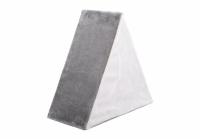China Universal Pet Bed with Sisal Scratching Board - Triangle Cat Climbing Frame and Dog Bed 60x45cm for sale