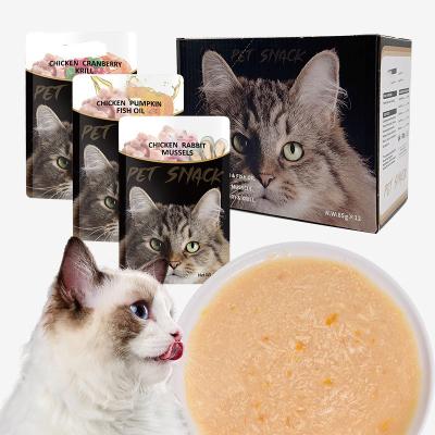 China Palatable Chicken Beef Fish Flavor Wet Pet Food Cat Treats Gravy 85g for sale