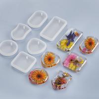 China DIY Heart Pendant Love Circle Oval Square Specimen Tag Hanging Tag Resin Silicone Mold for sale