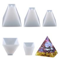 China Crystal dropper tower shaped silicone mold DIY handmade jewelry triangle dried flower resin jewelry model for sale