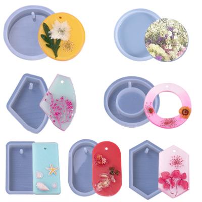 China DIY Crystal Dropping Gel Mold Irregular Sweater Necklace Pendant Pendant Jewelry Silicone Mold for sale