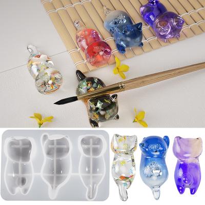 China DIY crystal dropper 3D 3D 3D 3D cute cat with cat back, keychain, pen holder, gypsum ornament, silicone mold for sale