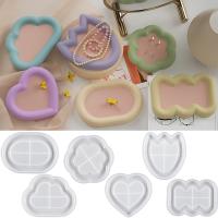 China Crystal Drip Glue Gypsum Cement Plate Silicone Mold Geometric Elliptical Cloud Love Storage Tray Plate Mold for sale