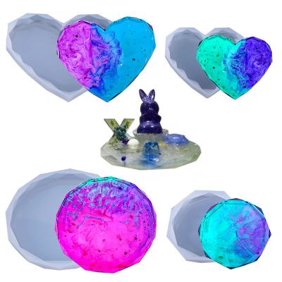 China DIY Crystal Drip Glue Circular Love Diamond Pendulum Mold Silicone Mirror Decoration Pendant Mold for sale