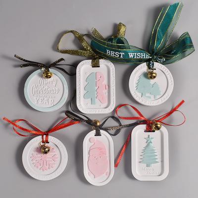 China Dropping glue Christmas hanging mold Christmas tree snowflake gingerbread DIY fragrance gypsum aromatherapy wax sheet silicone grinding tool for sale
