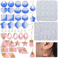 China DIY Crystal Dropping Resin Water Pattern Necklace Pendant Bracelet Hanging Earrings Jewelry Silicone Mold for sale