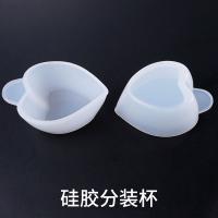 China DIY crystal dropper mold color cup sub packaging cup silicone mold measuring cup dropper color cup handmade for sale