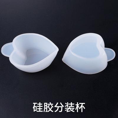 China DIY crystal dropper mold color cup sub packaging cup silicone mold measuring cup dropper color cup handmade for sale
